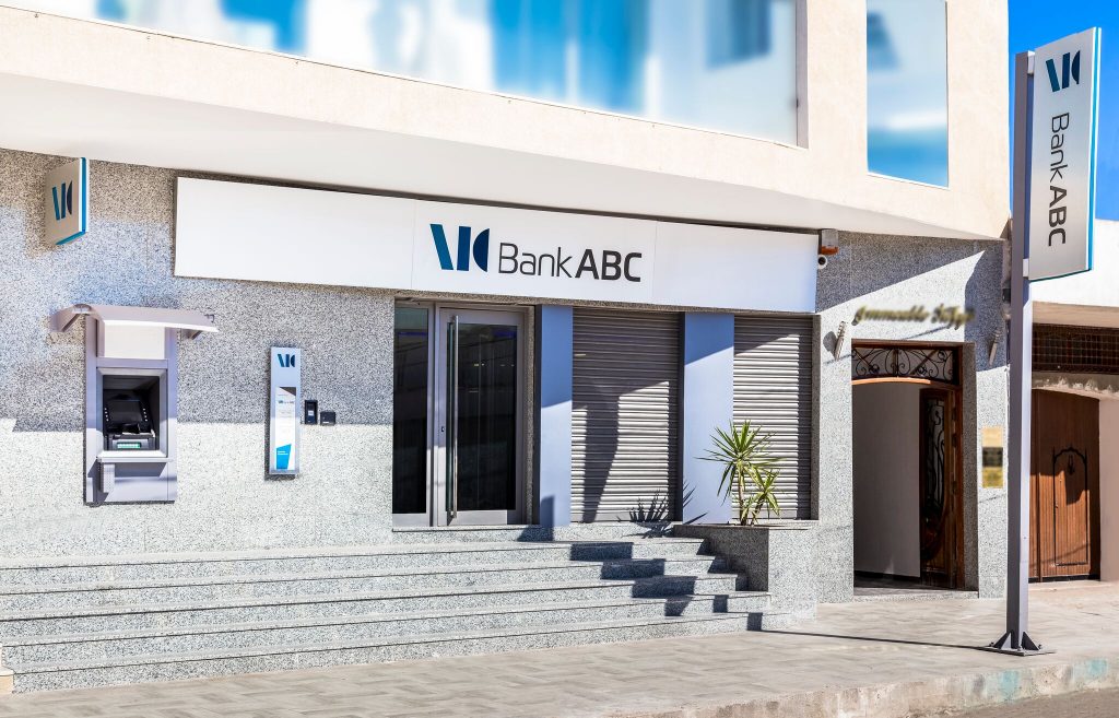 Finances : ABC Bank-Algérie lance un guichet pour les produits de la ...